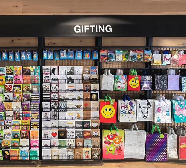 Displays – CardCo SA